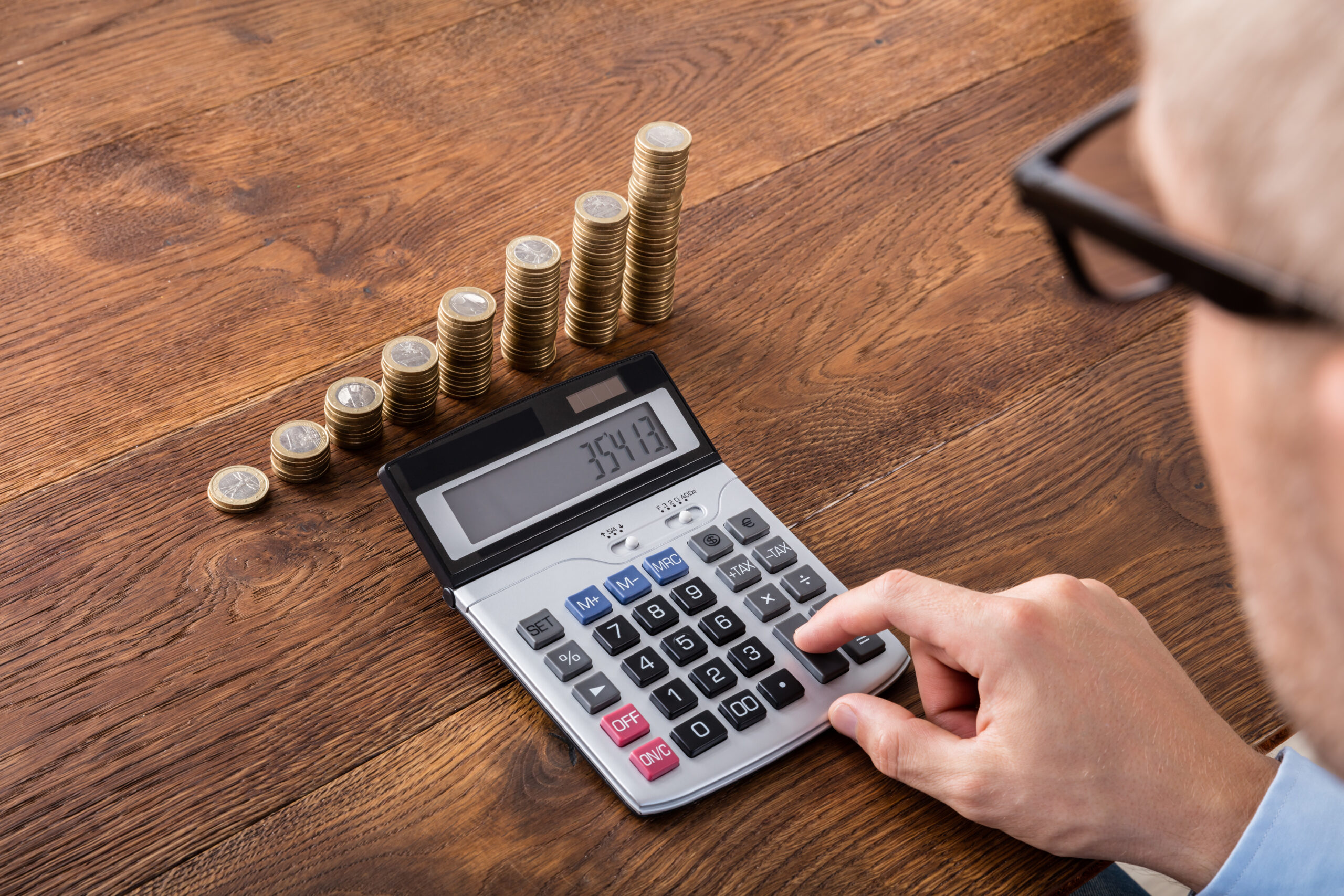 Looking for a pay rise in 2018? These ten industries are your best bet