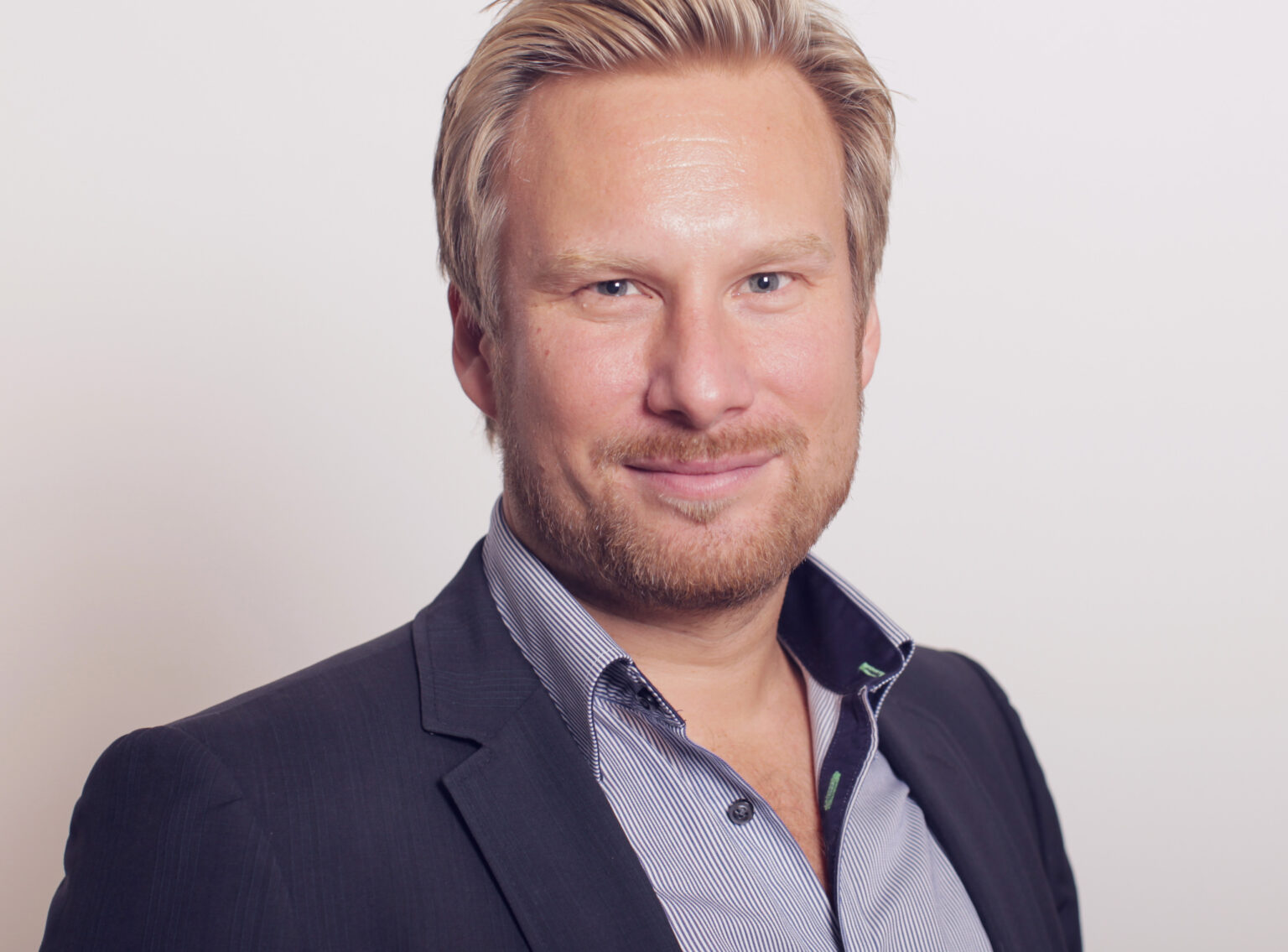 Do I need to pay more to staff who work unsociable hours?