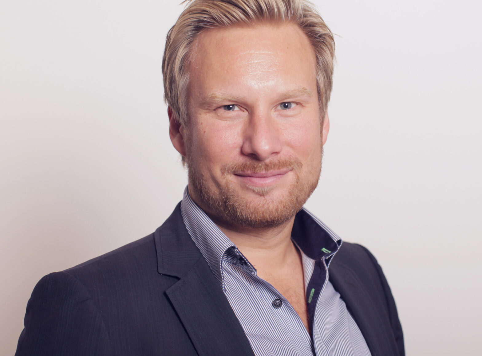 Do I need to pay more to staff who work unsociable hours?